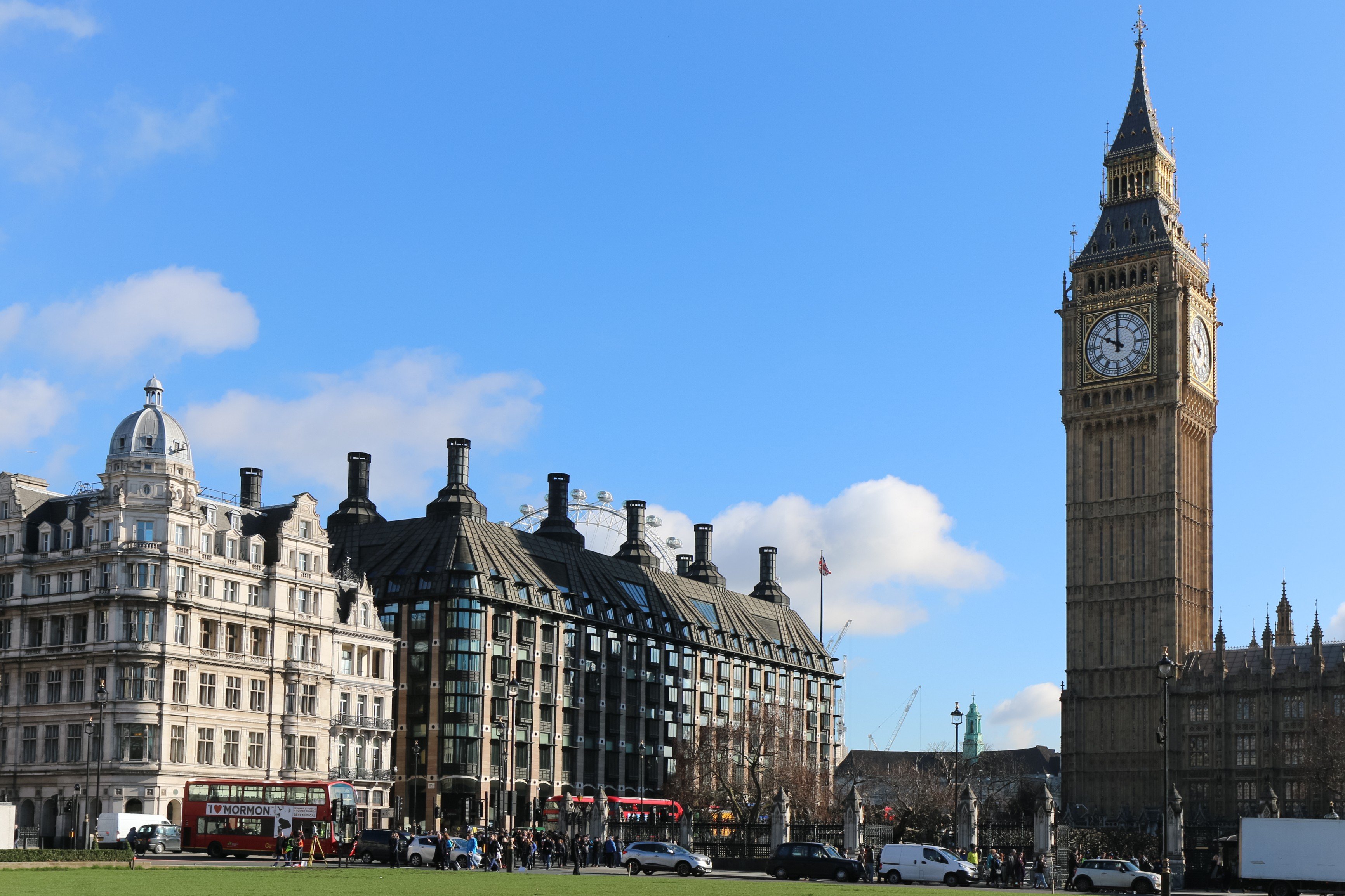 London Bridge - Laura Krieger | story.one